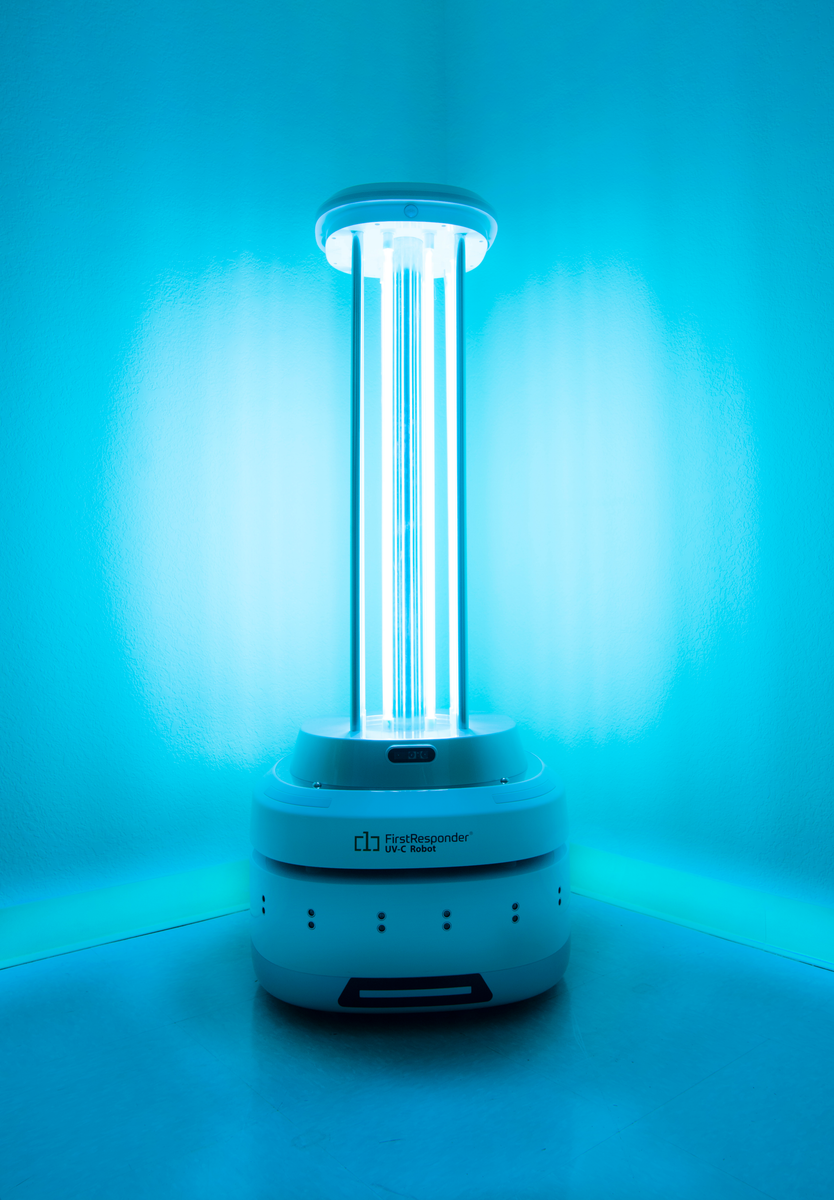 FirstResponder UV-C Robot – First-Responder-Technologies